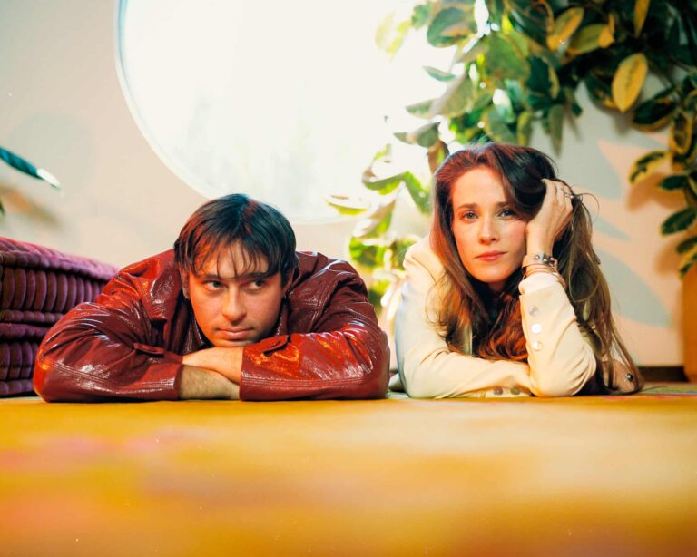 Emma Louise and Flume Collaborate on Bold New Album "Dumb"