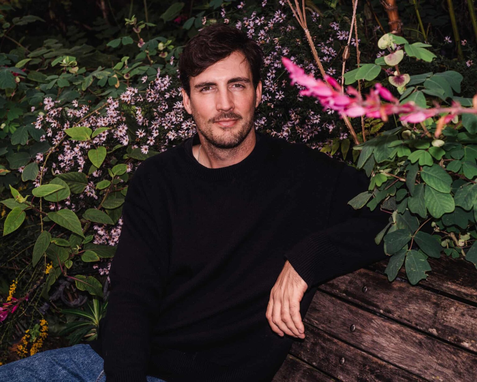 Steven Finn Reveals Deep Emotional Struggles in New Book