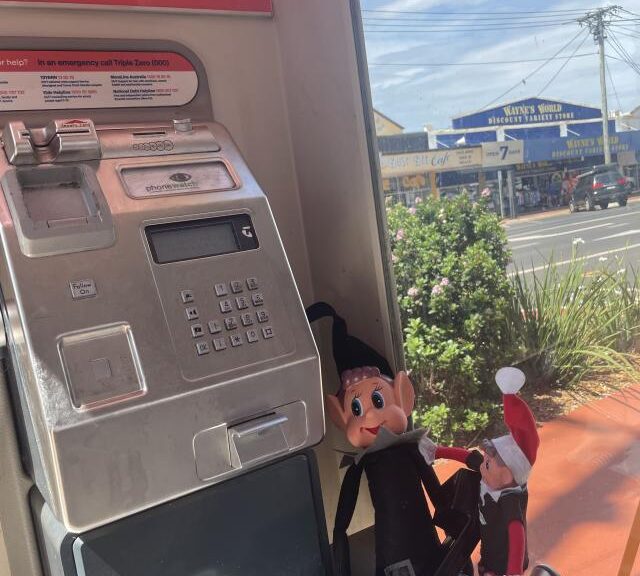 Aussie Kids Call Santa Directly via Telstra Phones This Holiday